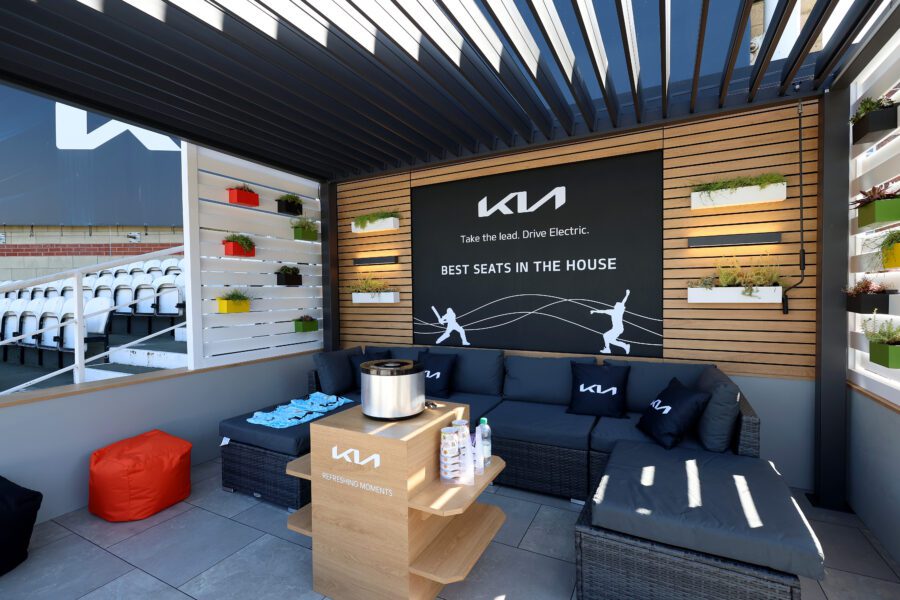 Watch Vitality Blast from Kia's 'Best Seats in the House' - Kia Oval